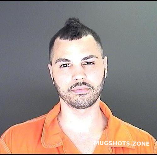 CLEMENTS NICHOLAS GREGORY 12/25/2021 - Roanoke Mugshots Zone