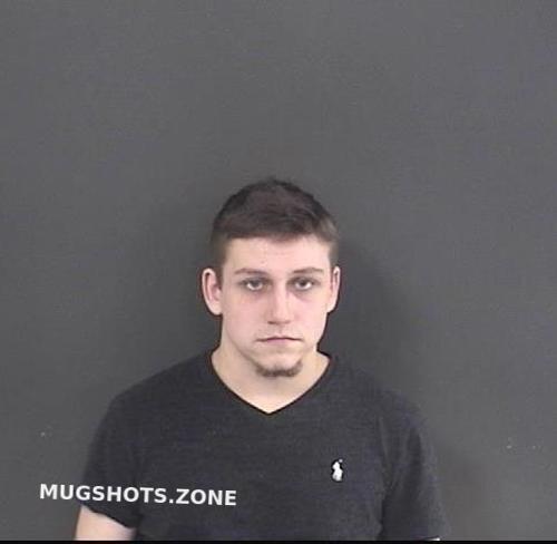 THOMPSON ASHTON DWAYNE 02/05/2022 - Roanoke Mugshots Zone