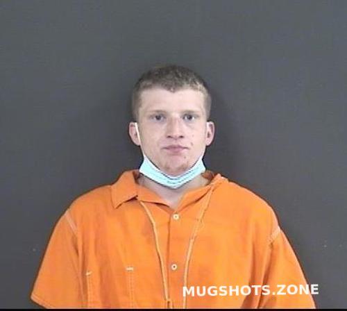 HESS ROBERT ALLEN DEVIN III 06/22/2022 - Roanoke Mugshots Zone