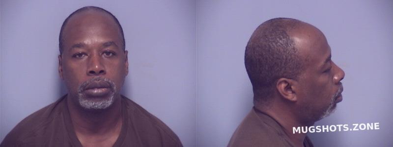 FARRIS DAVID NMN 09/26/2022 - Roanoke Mugshots Zone FARRIS DAVID NMN 09/26/2022 - Roanoke Mugshots Zone