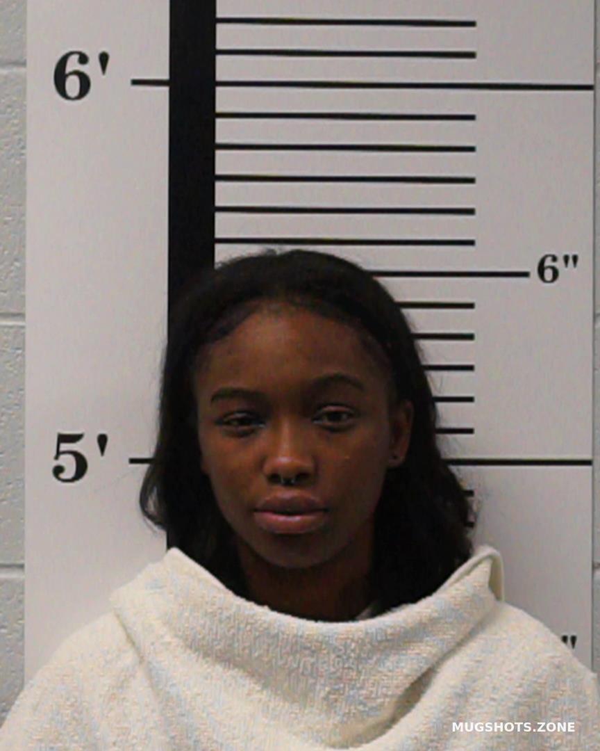 GREER AMYRIA SADE 05/16/2023 - Rockwall County Mugshots Zone