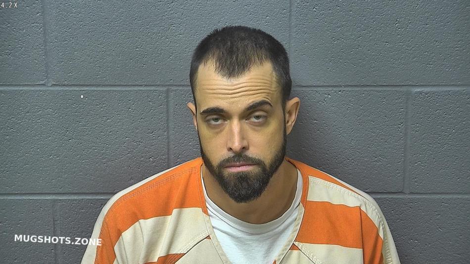 MAXTON AARON CHRISTOPHER N/A 05/06/2021 - RSW Regional Jail Mugshots Zone