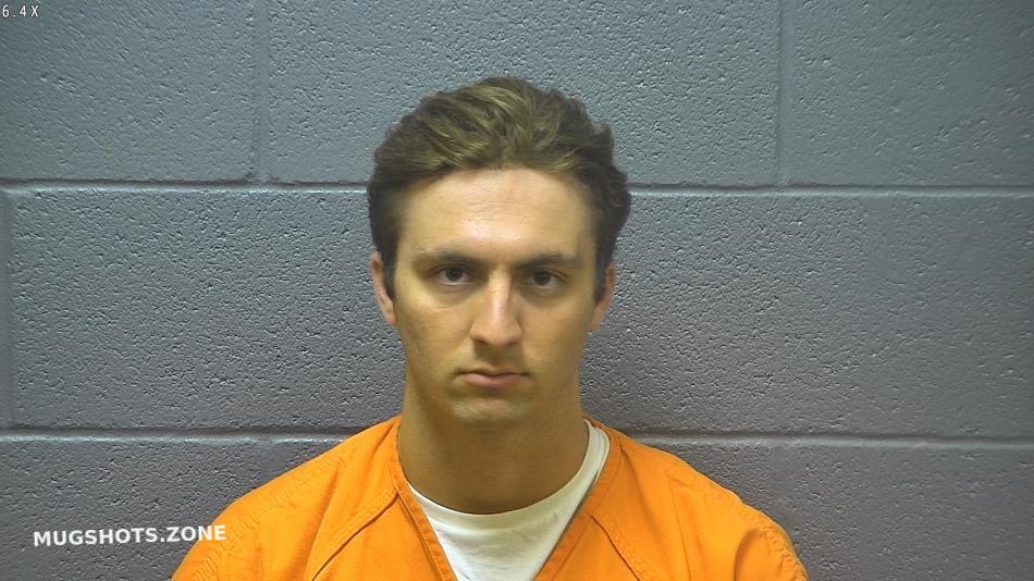 EARLE EVAN NICHOLAS N/A 05/12/2021 - RSW Regional Jail Mugshots Zone