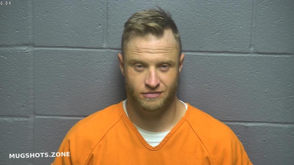 EDWARDS TYLER KYLE N/A 04/22/2022 - RSW Regional Jail Mugshots Zone