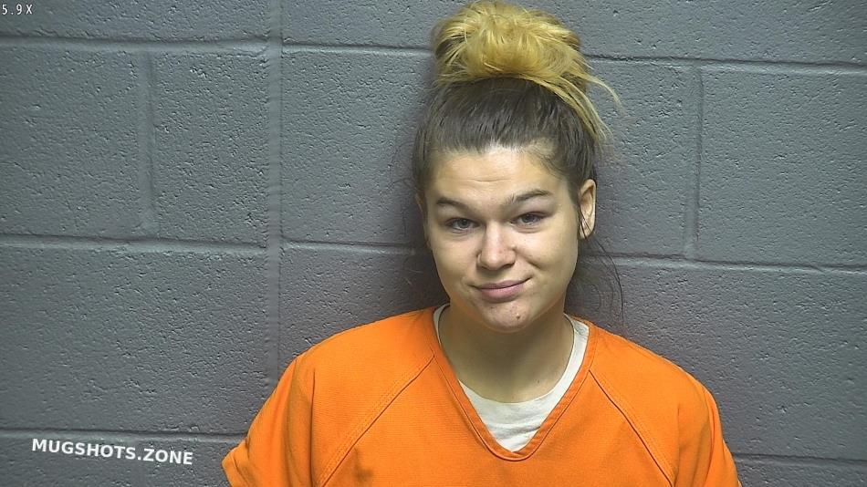 DEAVERS VICTORIA MARIE N/A 08/10/2022 - RSW Regional Jail Mugshots Zone