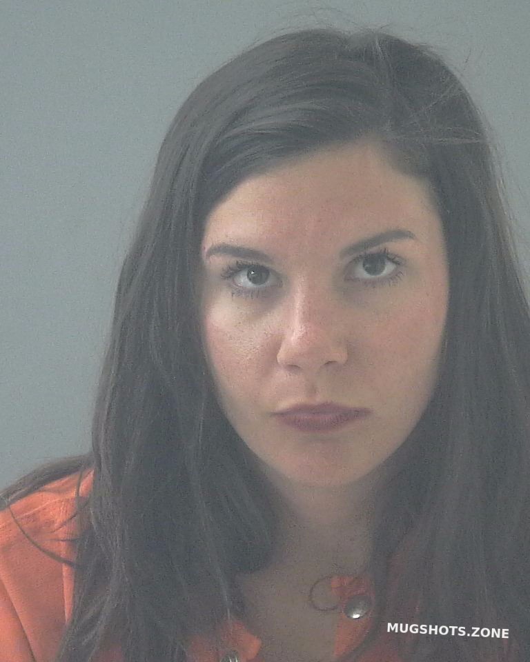 SHORT ROBYN ALICIA 04/01/2021 - Santa Rosa County Mugshots Zone