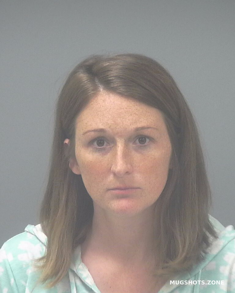 SASSER CANDICE SHAREE 11/18/2022 - Santa Rosa County Mugshots Zone