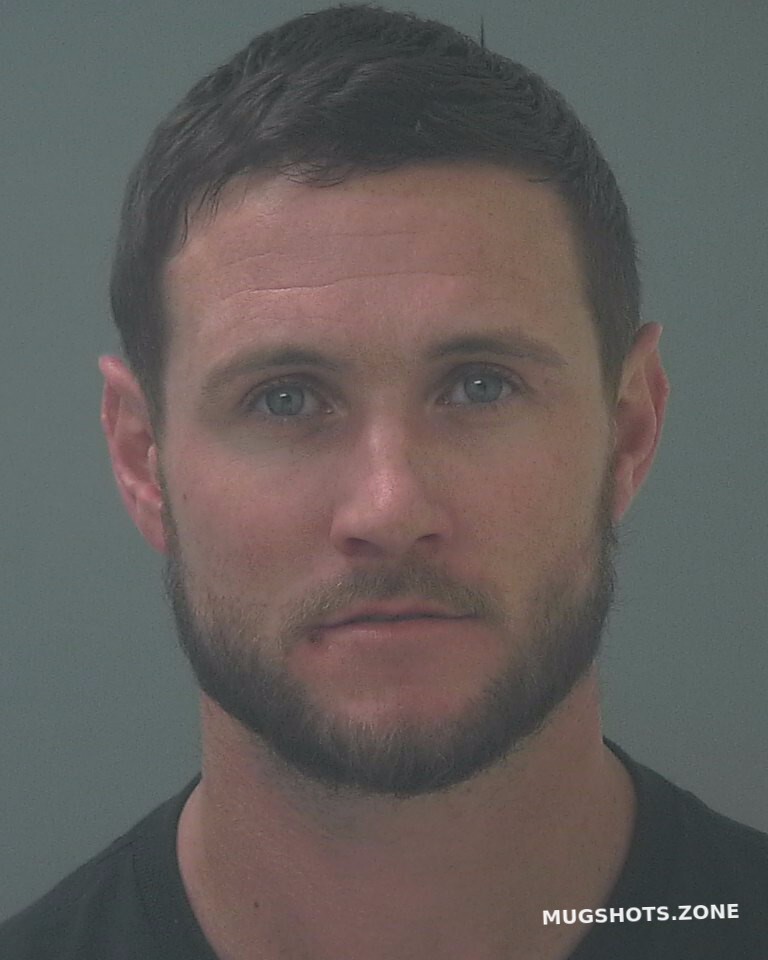 LEE MICHAEL TRAVIS 11/27/2022 - Santa Rosa County Mugshots Zone