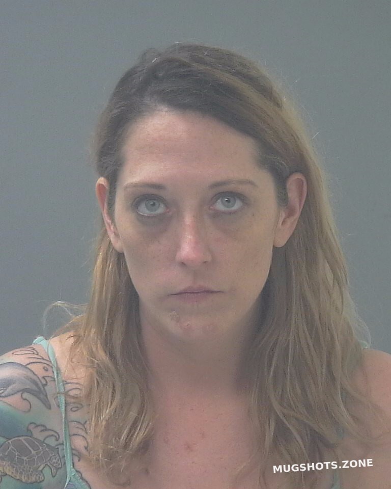 MORETZ MICHELLE LEIGH 12/01/2022 - Santa Rosa County Mugshots Zone