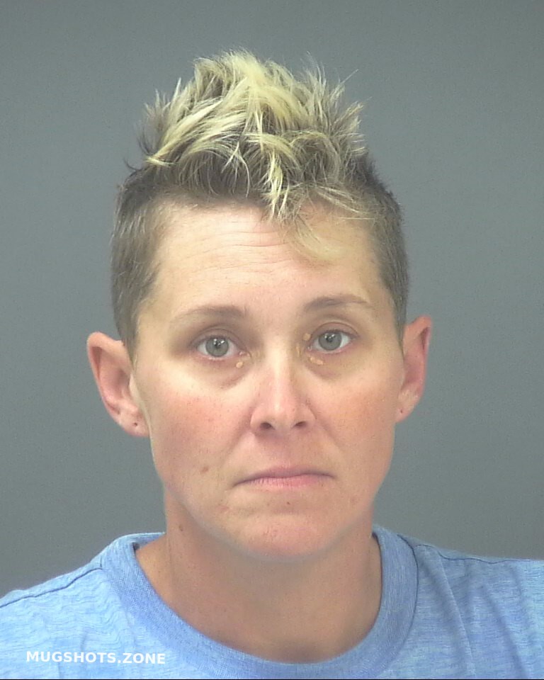 CARLTON ANGELA RENEE 12/02/2022 - Santa Rosa County Mugshots Zone