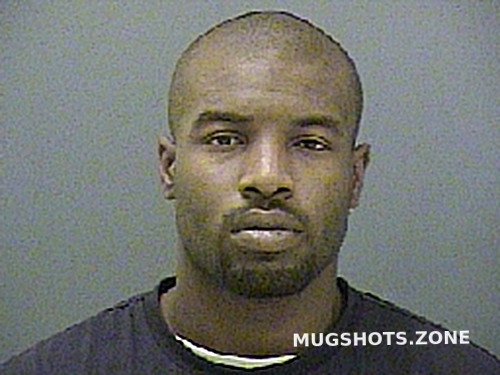 MOORE CALVIN OMAR AKEEM 04/23/2023 - Santa Rosa County Mugshots Zone