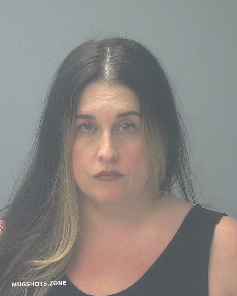 TROSCLAIR AMANDA LEIGH 03/31/2025 - Santa Rosa County Mugshots Zone