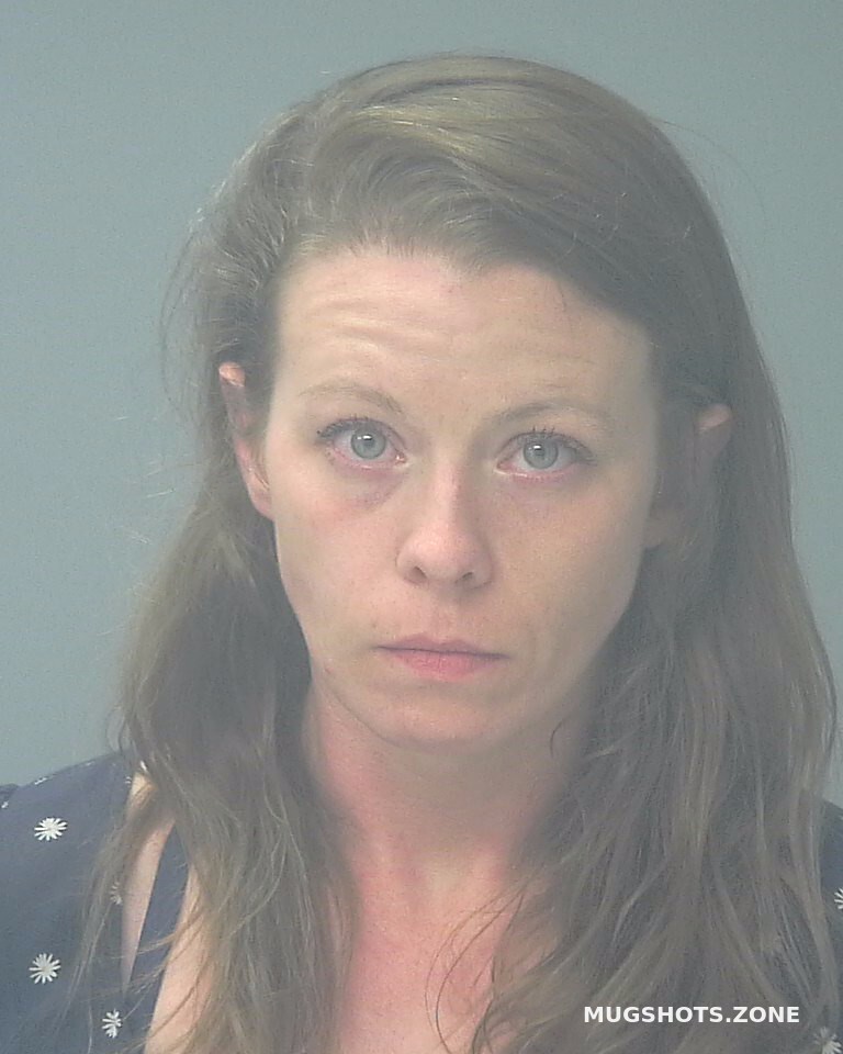 AVINGER CHELSEA KAY 10/18/2025 - Santa Rosa County Mugshots Zone
