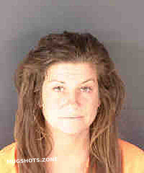 HOLWEG APRIL MARIE 05/10/2023 - Sarasota County Mugshots Zone