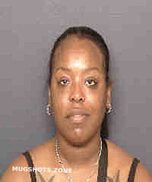 MOORE MAURITA SHANAE 06/23/2024 - Sarasota County Mugshots Zone