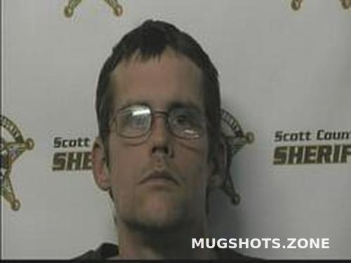 ANDREW HURD 02/09/2023 - Scott County Mugshots Zone