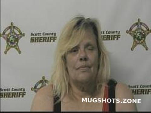 LISA HUNT 05/15/2025 - Scott County Mugshots Zone