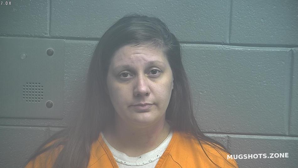 ANDE ERICA FAY 11/18/2022 - Scott County Mugshots Zone