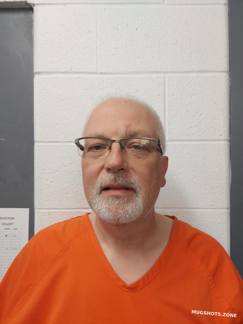 WHITE WARREN EDWARD 03/17/2024 - Scott County Mugshots Zone