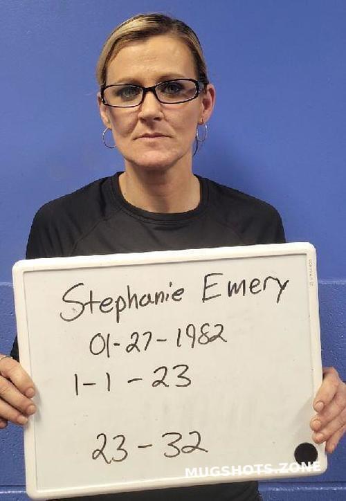 EMERY STEPHANIE LYNN 09/24/2023 - Sebastian County Mugshots Zone