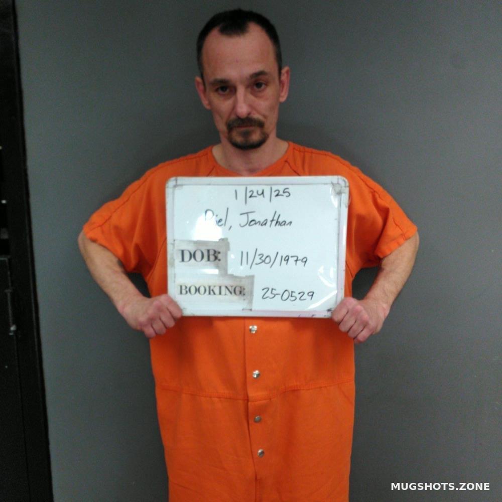 PIEL JONATHAN LEE 01/24/2025 - Sebastian County Mugshots Zone