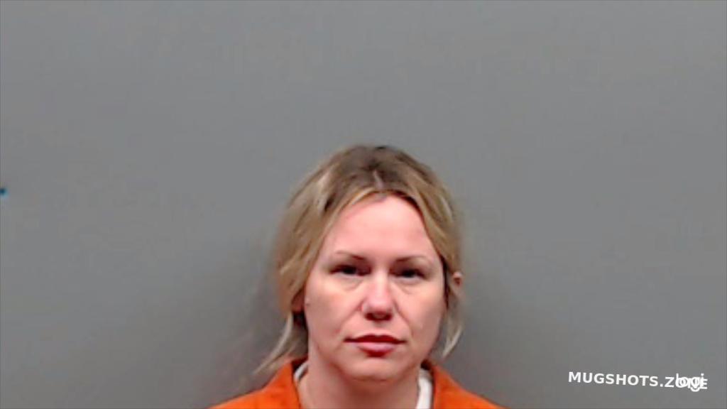 MEDRANO JENNIFER LEANN 06/25/2024 - Smith County Mugshots Zone