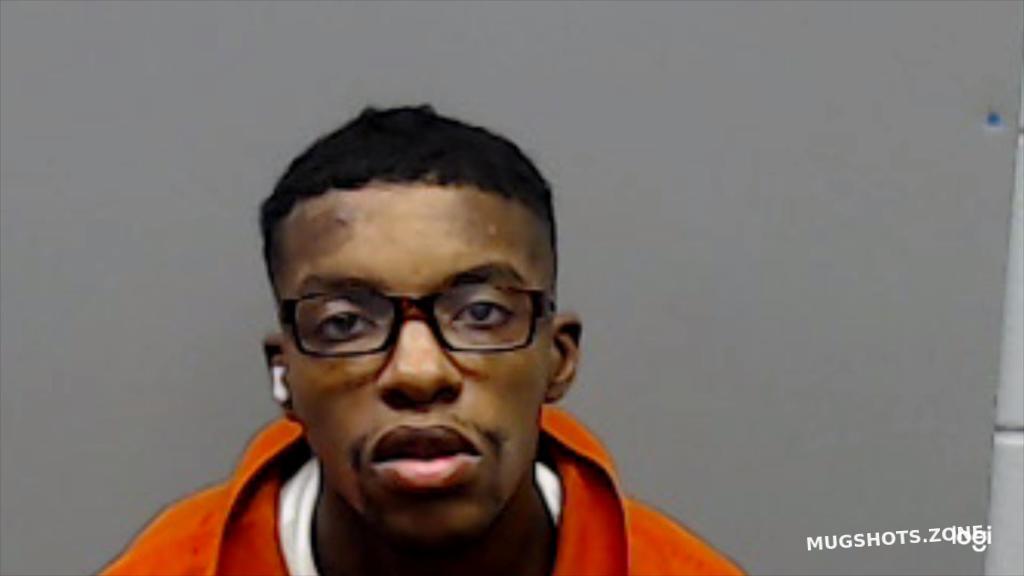 JOHNSON CHRISTOPHER LAMAR 02/28/2025 - Smith County Mugshots Zone