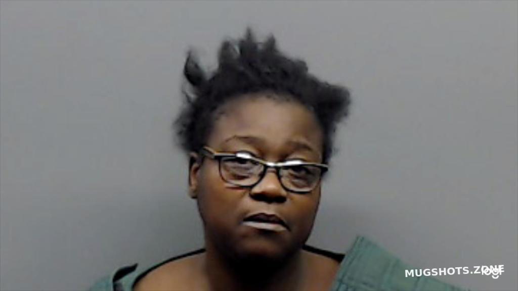 LACY TANIA NATACHA 04/27/2025 - Smith County Mugshots Zone