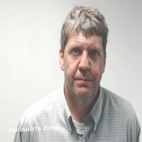 Hallie Pettit's Instagram, Twitter & Facebook on IDCrawl