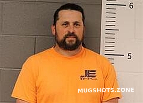 PAREDES BENJAMIN 04/18/2025 - St. Clair County Mugshots Zone