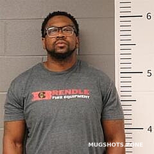 MOORE MARCUS 08/16/2025 - St. Clair County Mugshots Zone