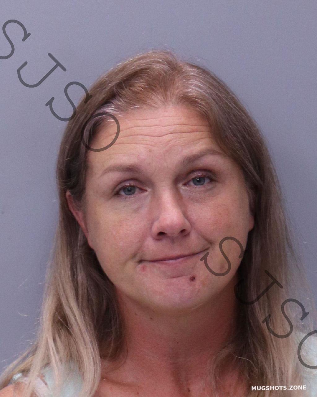 HILDRETH LAUREN PAIGE 01/14/2022 - St. Johns County Mugshots Zone