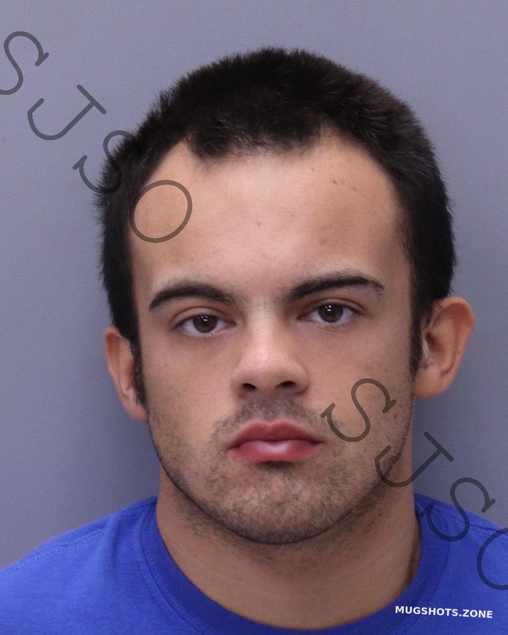 PAREZ CHRISTOPHER DAMION 01/21/2022 - St. Johns County Mugshots Zone
