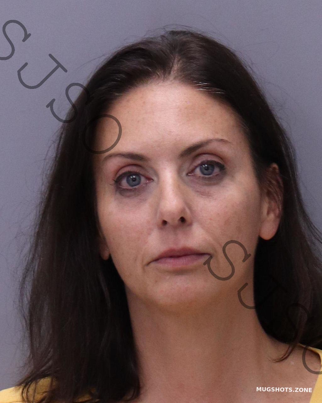 LEDFORD SHEILA MARIE 11/03/2022 - St. Johns County Mugshots Zone