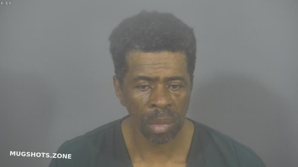DAVIS SHAWN MICHAEL 05/08/2025 - St. Joseph County Mugshots Zone