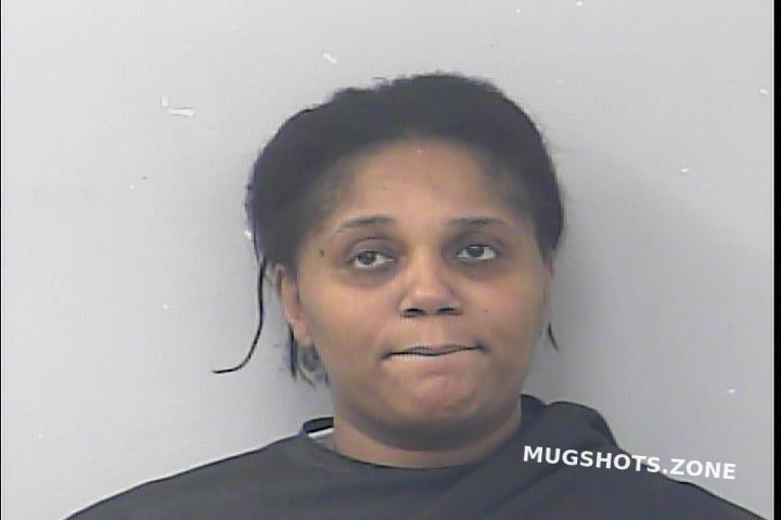 GILCHRIST QUINETTE MARIE 03/24/2025 - St. Lucie County Mugshots Zone