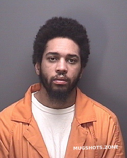 WILLIAMS RONELL 04/29/2021 - Suffolk Mugshots Zone
