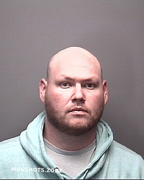 UNDERHILL AARON 08/04/2021 - Suffolk Mugshots Zone