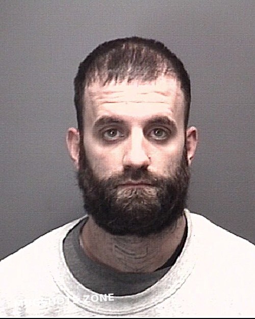 CALI THOMAS 12/10/2021 - Suffolk Mugshots Zone