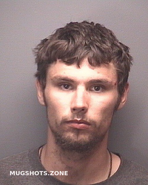 DANIELS SETH 12/24/2021 - Suffolk Mugshots Zone