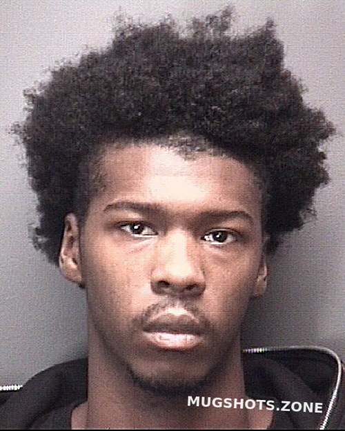 MARTIN ANTONIO 12/31/2021 - Suffolk Mugshots Zone