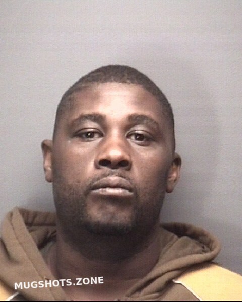 FENNELL WINBORNE CORNELIUS 11/30/2022 - Suffolk Mugshots Zone