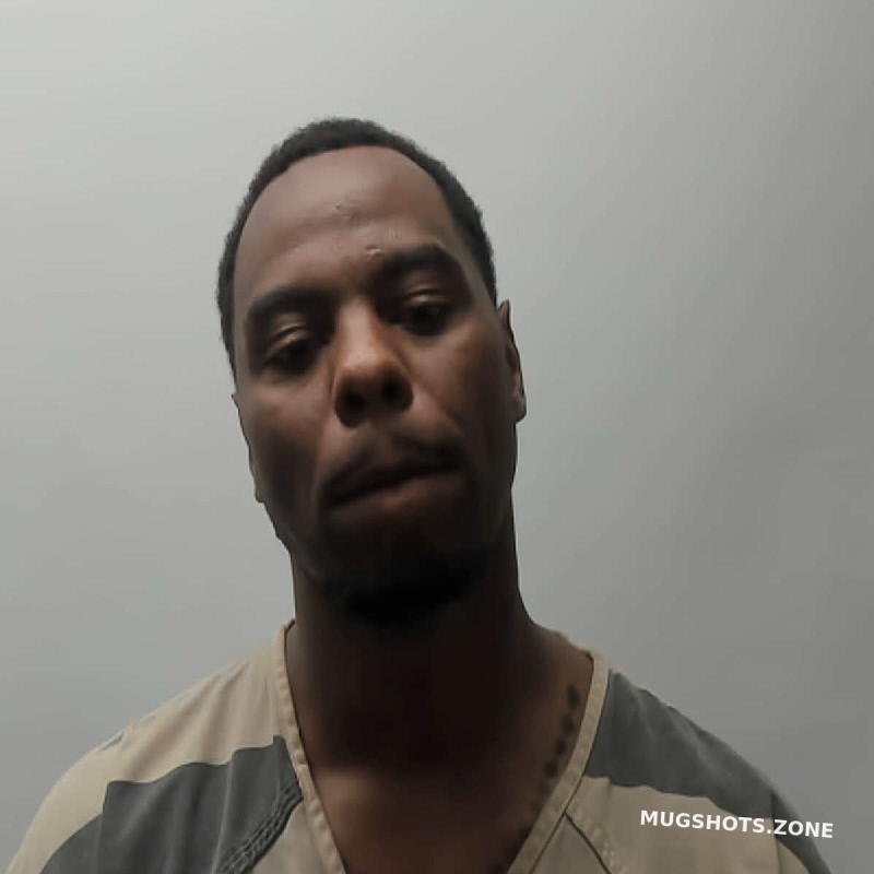 MOORE REGINALD DARNELL 04/22/2022 - Talladega County Mugshots Zone