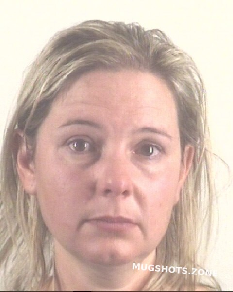 WADE TAMI J 10/17/2021 - Tarrant County Mugshots Zone