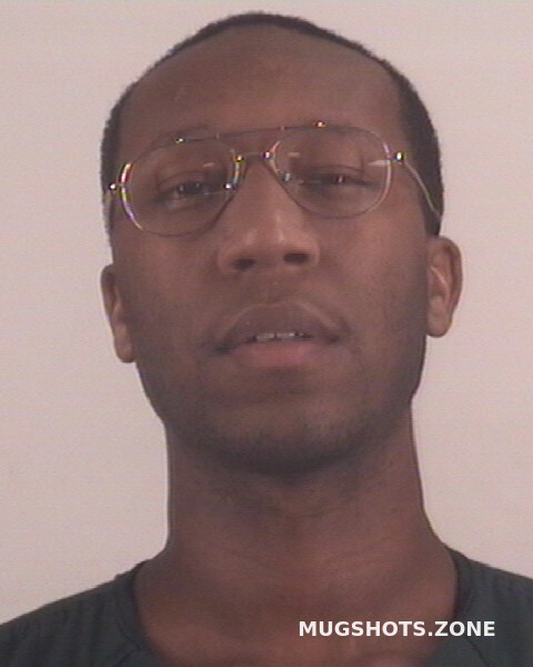 THOMPSON STEPHEN ANTWAN 12/17/2021 - Tarrant County Mugshots Zone