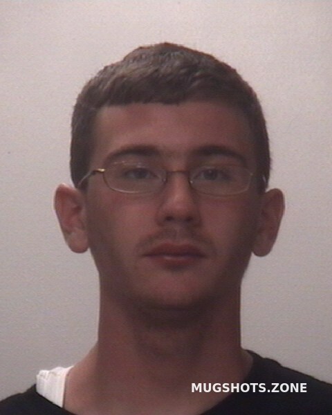 BENNETT DANIEL GEORGE 05/11/2022 - Tarrant County Mugshots Zone