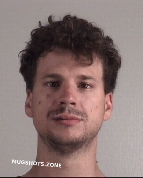 QUILLIN RYAN AUSTIN 05/31/2022 - Tarrant County Mugshots Zone