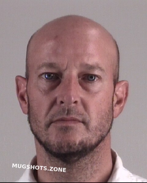 YOUNG ROBERT ALAN 09/26/2022 - Tarrant County Mugshots Zone