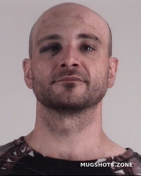 RYAN KYLE LEE 05/10/2023 - Tarrant County Mugshots Zone