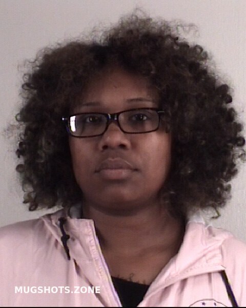 SMITH CLYDESIA ANTONEE 06/21/2023 - Tarrant County Mugshots Zone